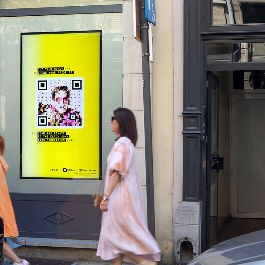 La fondation Elton John AIDS, Clear Channel et Ogilvy UK lancent LGBT ... La fondation Elton John AIDS, Clear Channel et Ogilvy UK lancent LGBT ...